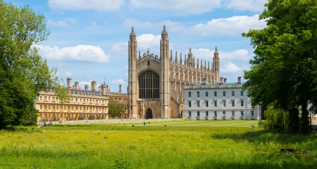 KSS Cambridge - KSS - Kensington Student Services